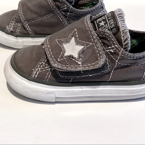 Converse | Shoes | Converse One Star Velcro Tennis Shoes | Poshmark